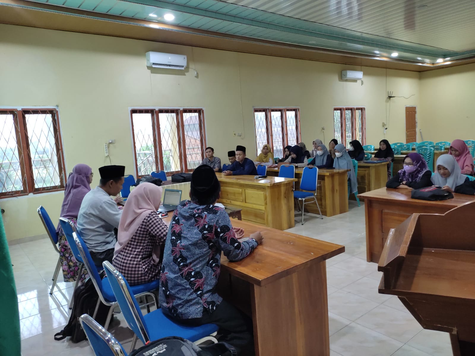 Kontribusi Mahasiswa Penerima Beasiswa KIP Dalam Bidang Akademik dan Non Akademik – Fakultas ...